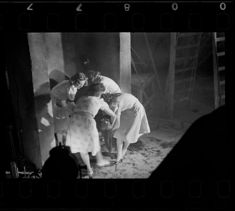 Cinéma. Photographie de plateau. Film non identifié. - Centre Pompidou