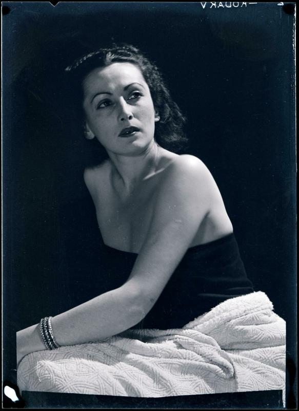 Nimet Eloui Bey - Centre Pompidou