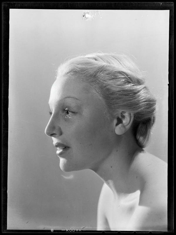 Modèle féminin non identifié (Sonia Mossé ?) - Centre Pompidou