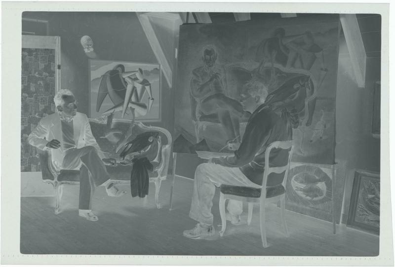 Man Ray devant son portrait peint par George Biddle - Centre Pompidou