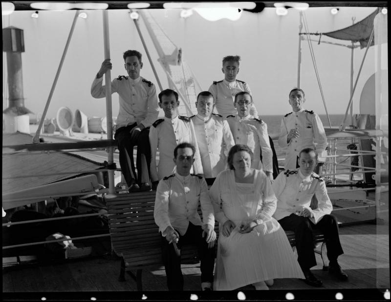 Voyage en Indochine. A bord du "Jean Laborde" et escales - Centre Pompidou