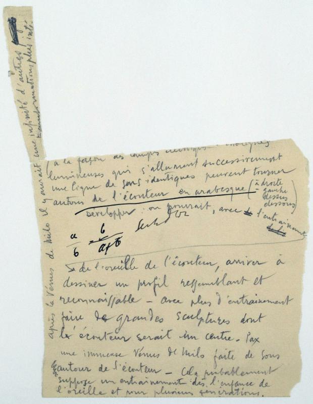 à la façon des lampes électriques... - Centre Pompidou