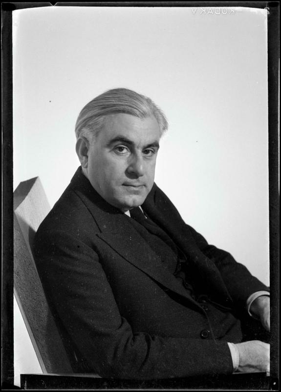 Christian Zervos - Centre Pompidou