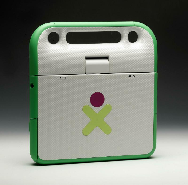 Ordinateur One Laptop Per Child XO Laptop - Centre Pompidou
