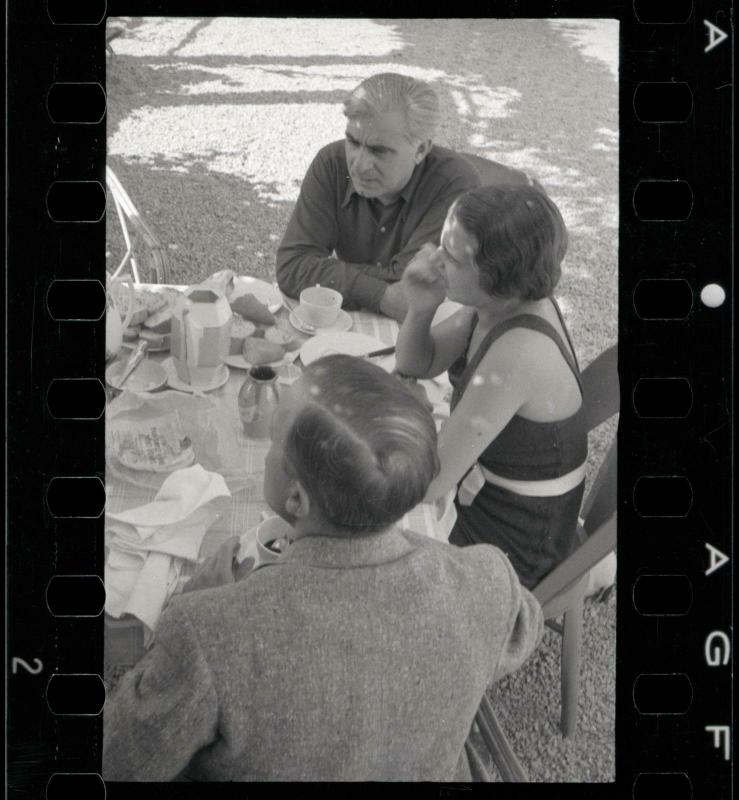 Paul Eluard, Christian Zervos, Cécile Eluard, Antibes - Centre Pompidou