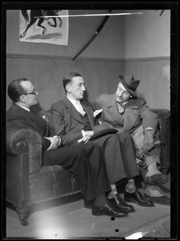 Membres du Groupe Octobre (Jacques-Bernard Brunius, Max Morise et une ...